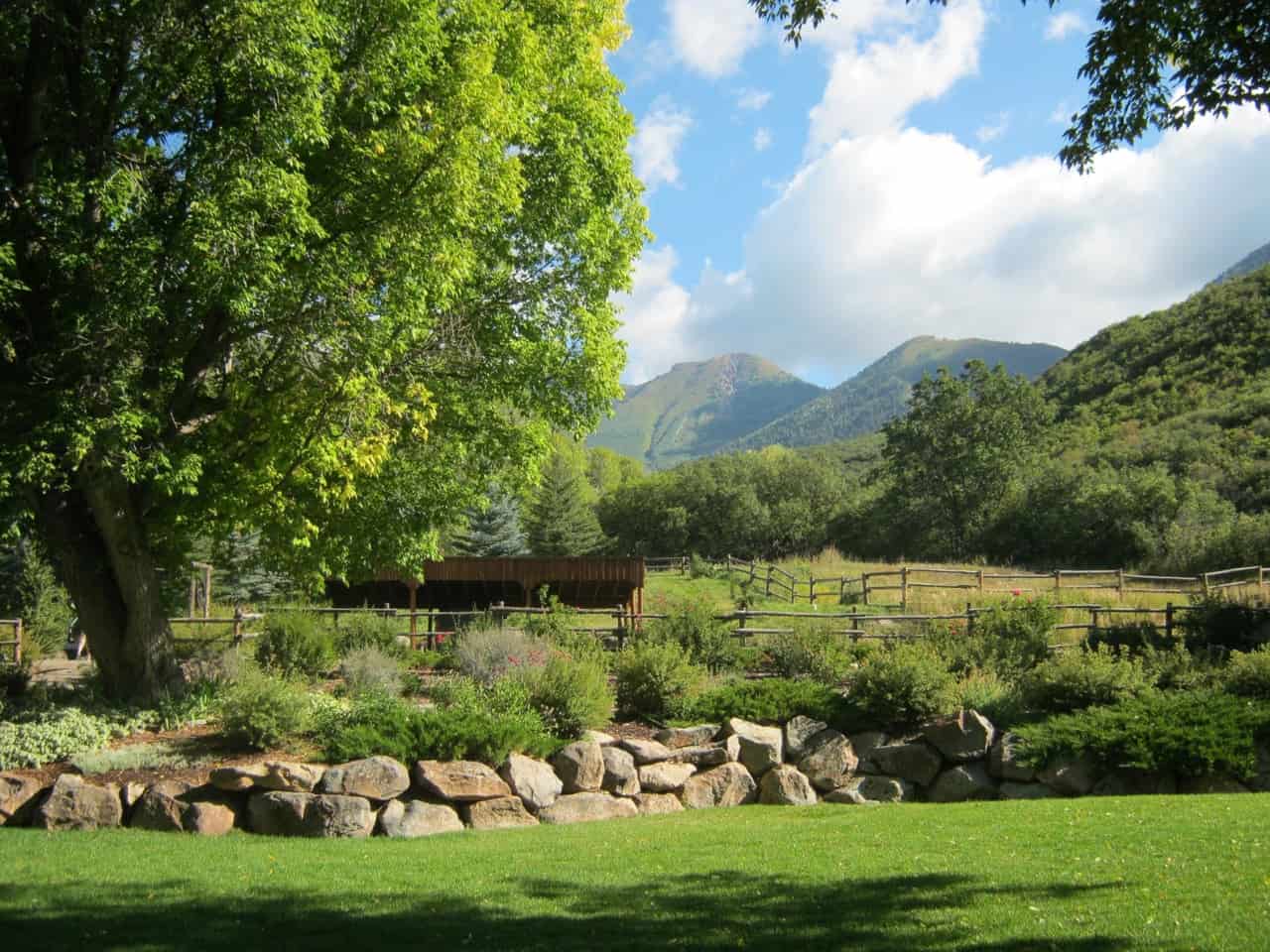 Gunnison Fly-Fishing Ranch - Mirr Ranch Group